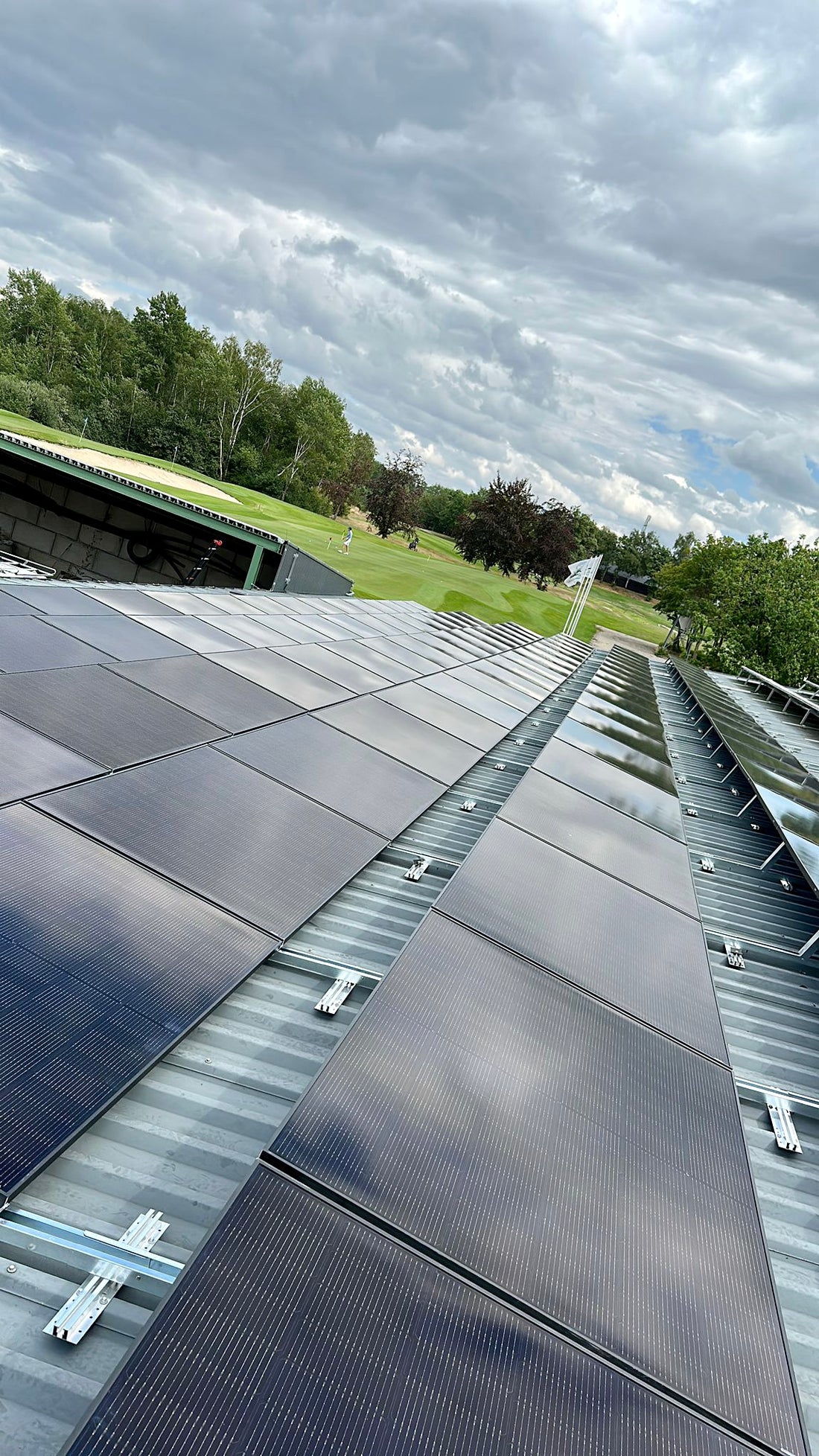 CJX Solar - Zonnepanelen groothandel - Hoogwaardige producten